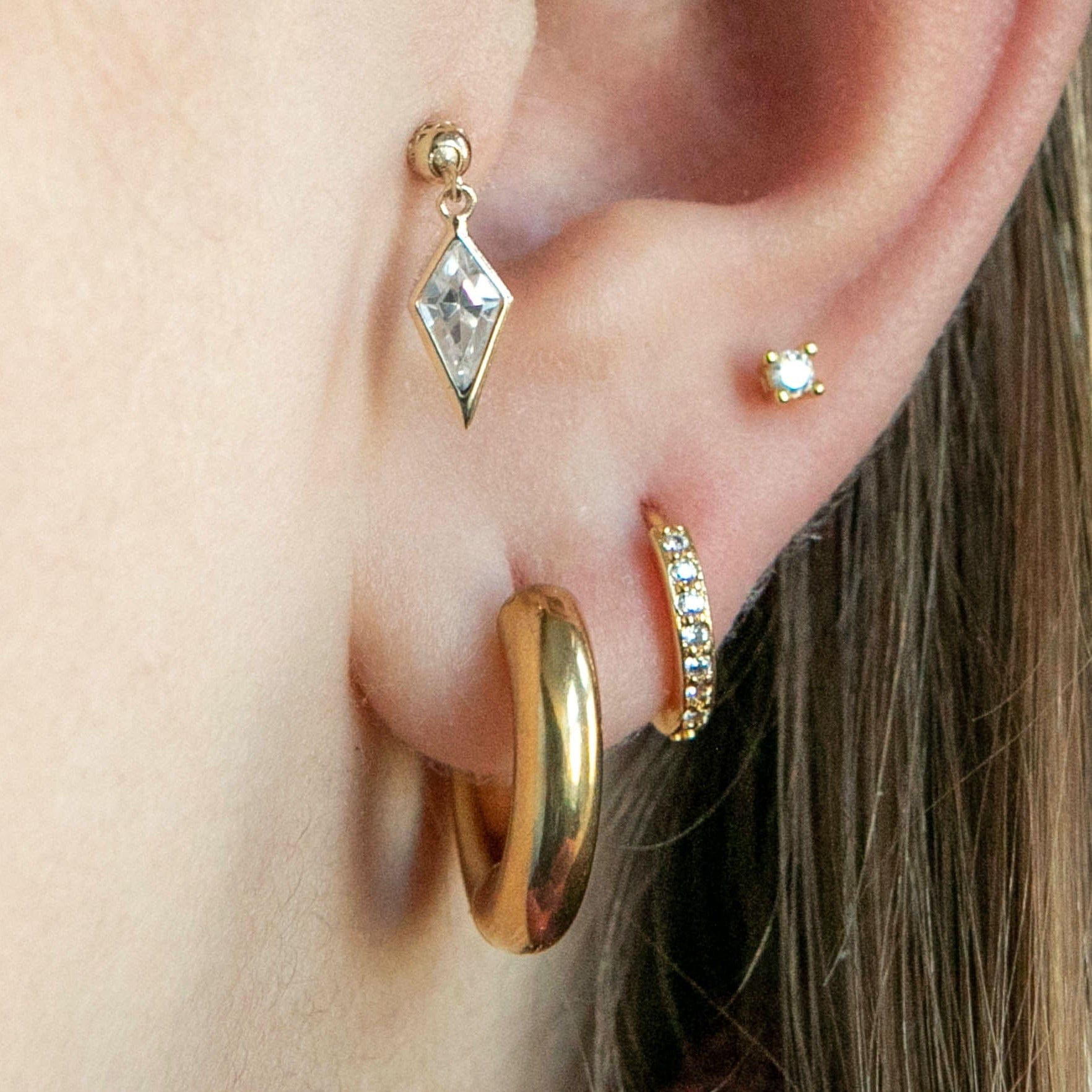 14K Solid Gold Zion Labret Piercing – Twilight London