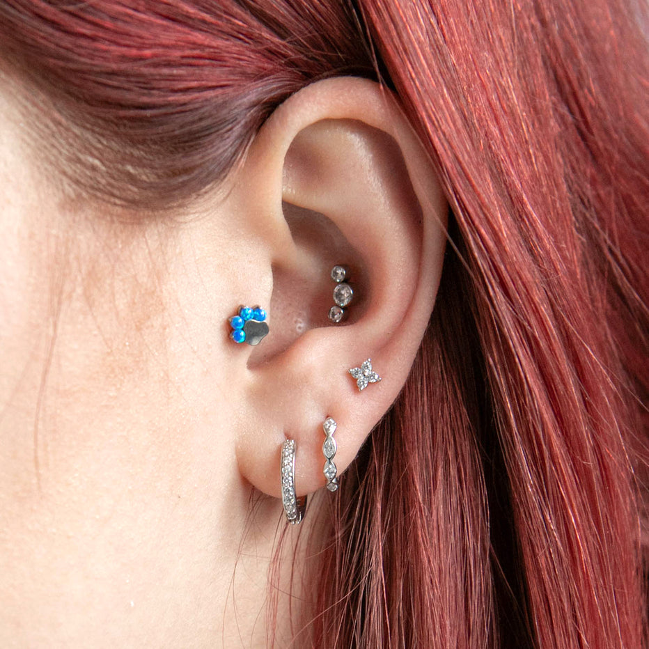 Opal Paw Labret Piercing – Twilight London